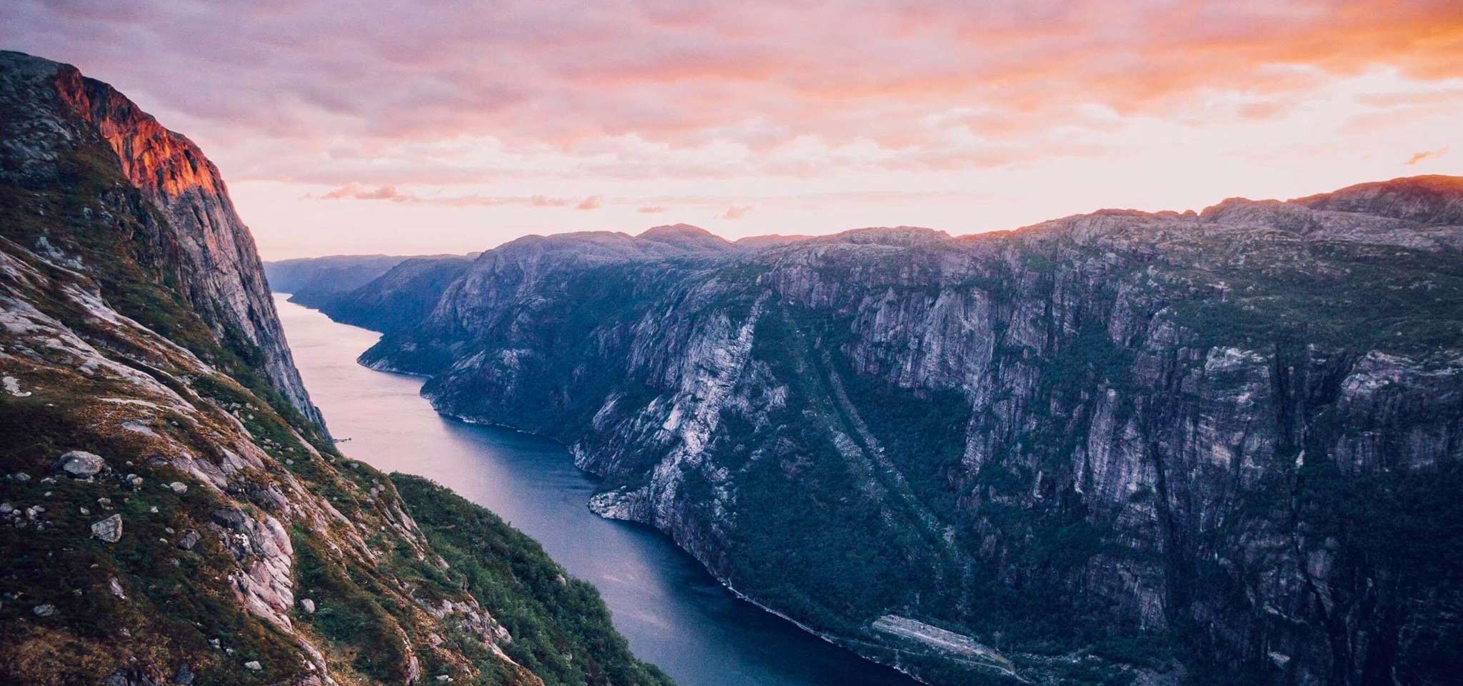 The Hike | Hiking Kjerag